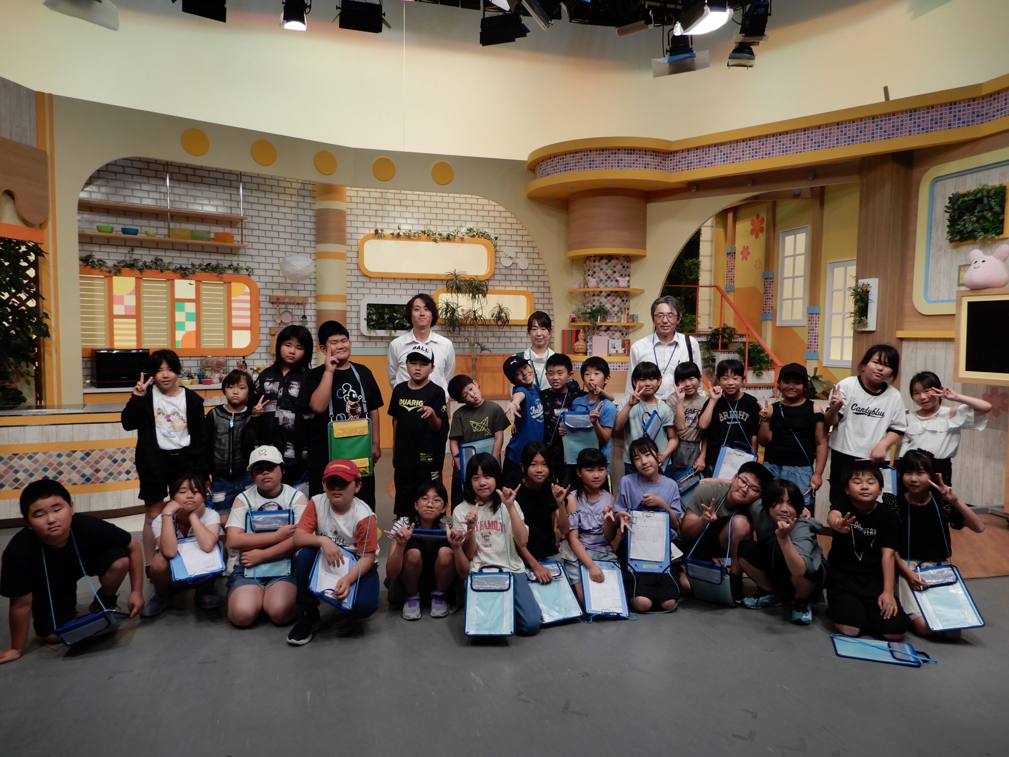 山形メディアタワー 社会科見学 - YBC 山形放送